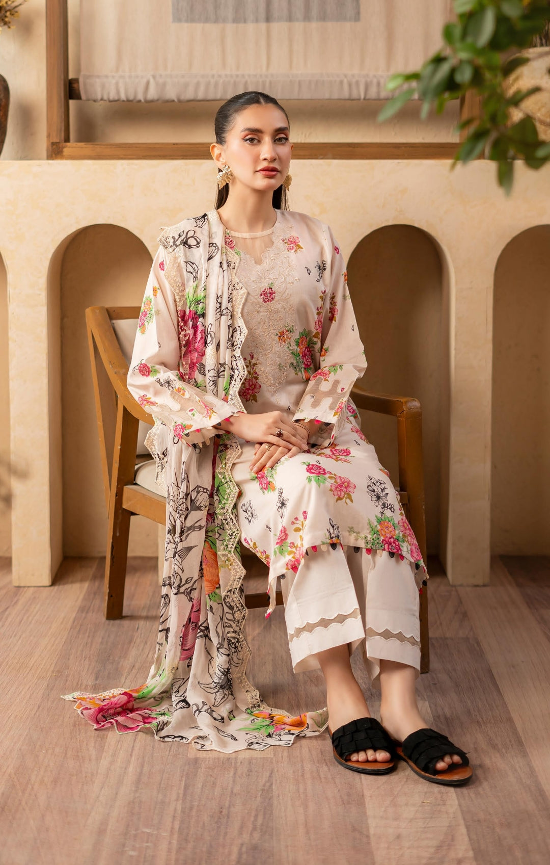 Guljee Fabrics /Guljee Lawn - Awwal Boutique