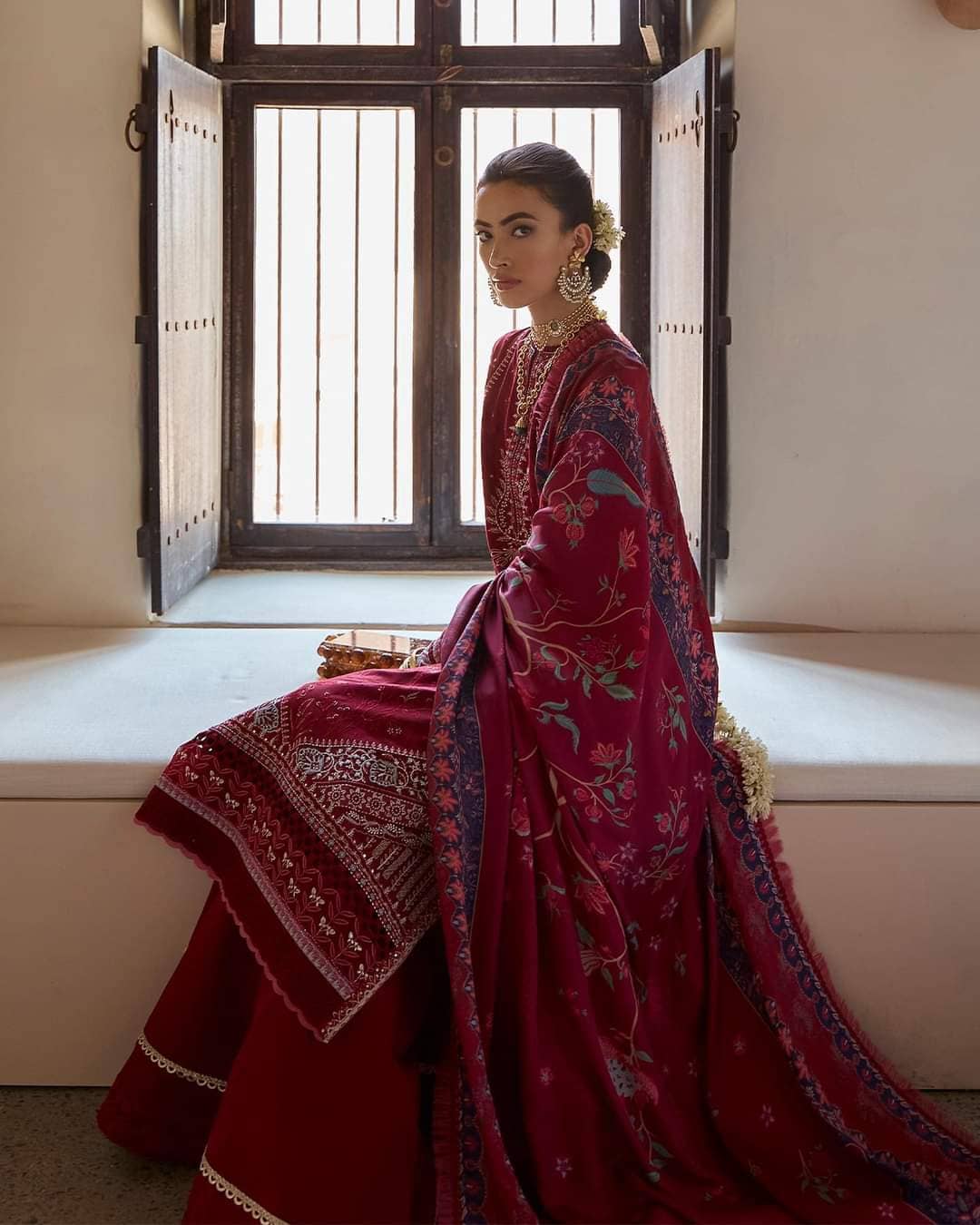 Suffuse Lawn Collection-Awwal Boutique – AWWALBOUTIQUE