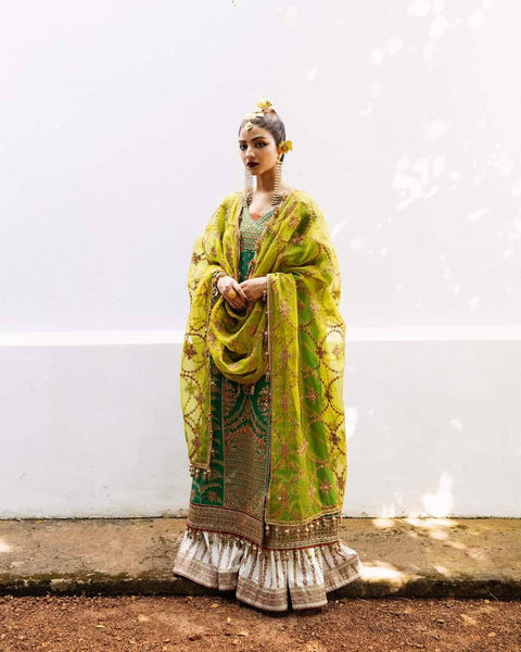 Hussain Rehar Luxury Lawn 23 - Awwal Boutique – AWWALBOUTIQUE