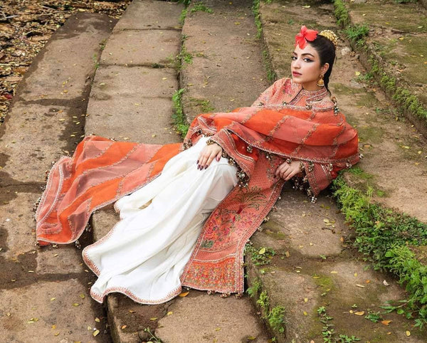 Hussain Rehar Luxury Lawn 23 - Awwal Boutique – AWWALBOUTIQUE